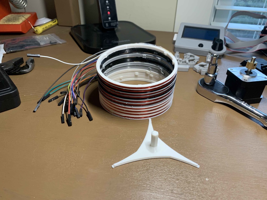 10cm Loop Antenna Jig by WesYarber | Download free STL model ...