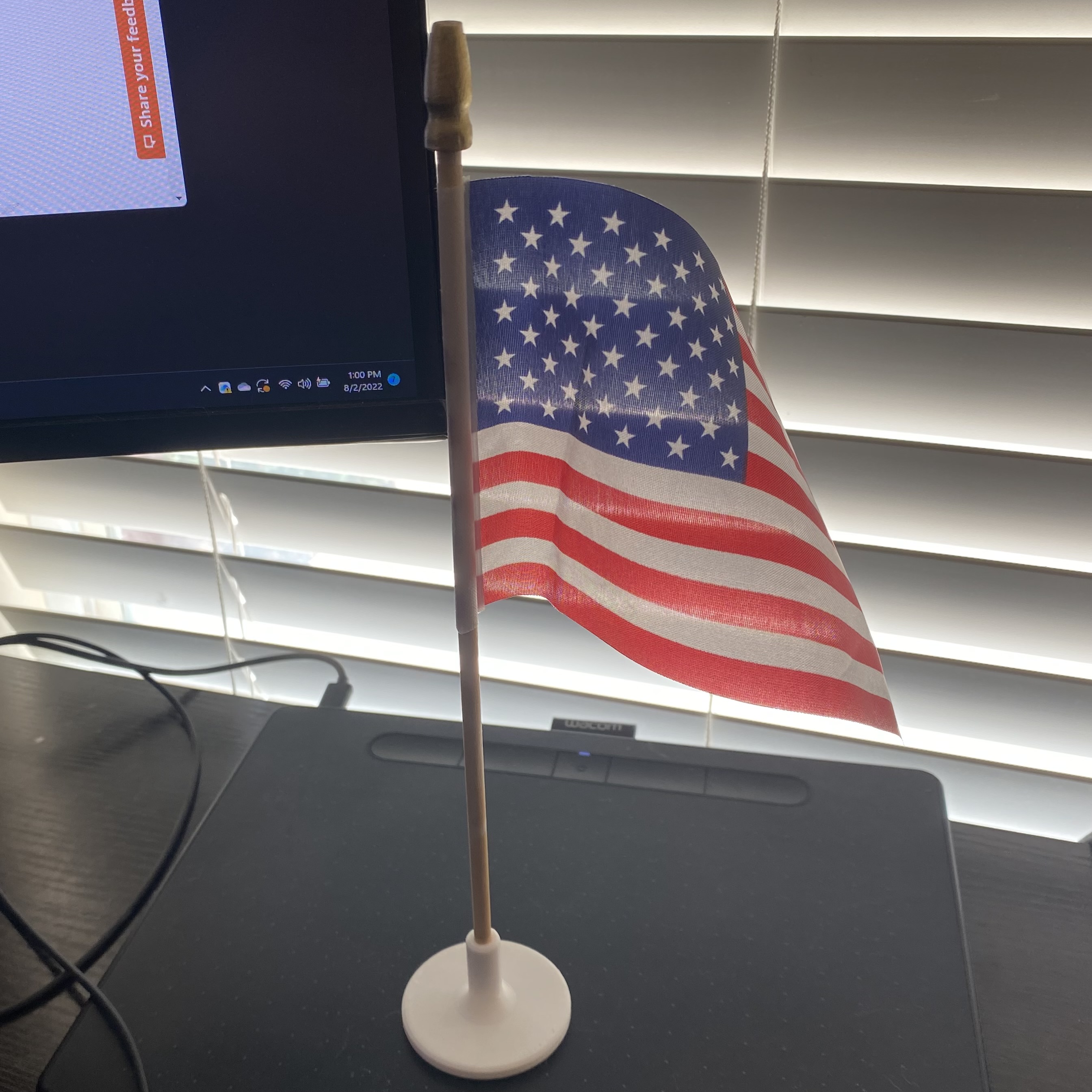 Simple desktop flag stand by jsquaredz | Download free STL model ...