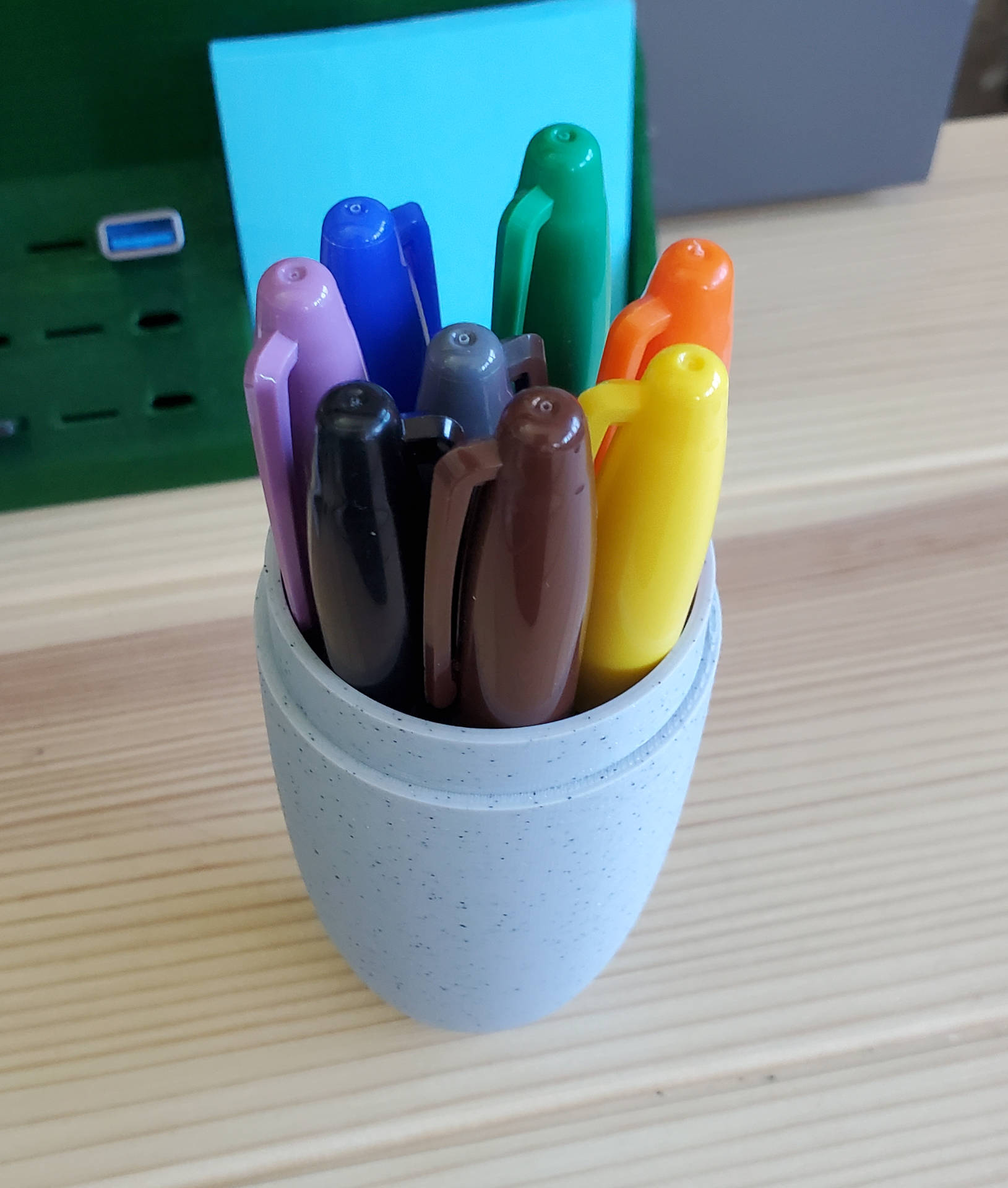 Pen Pal (Sharpie Case) by dereksrose | Download free STL model ...