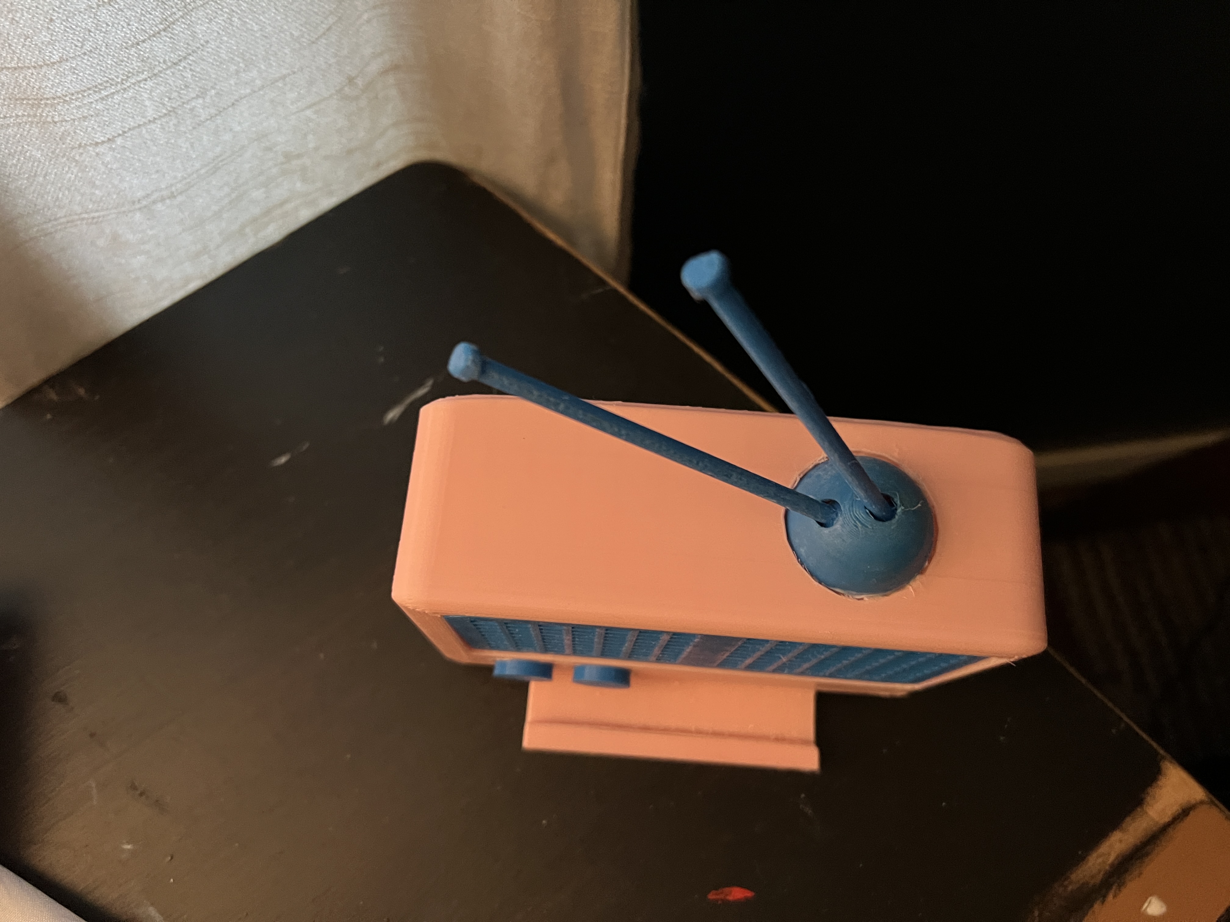 Vintage Radio - Phone Holder by itsprestonm | Download free STL model ...