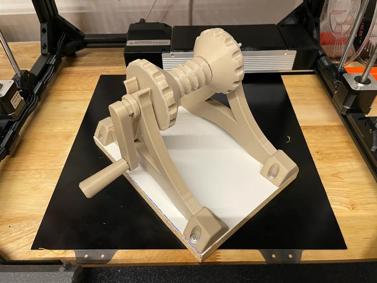 Feet for filament spooler by Martin_au | Download free STL model ...
