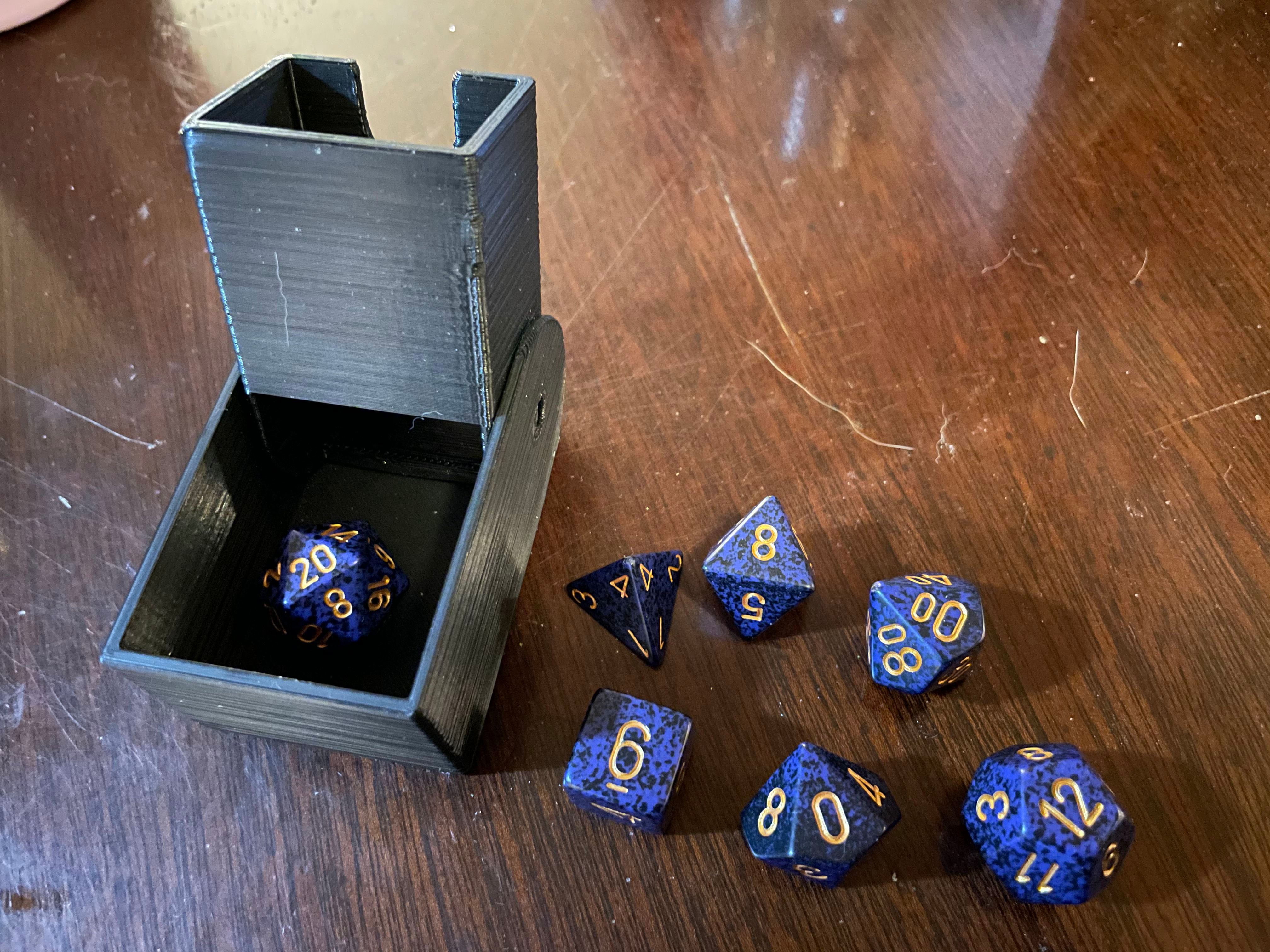 Compact D&D Dice Tower and Case by Scott Sieke | Download free STL ...
