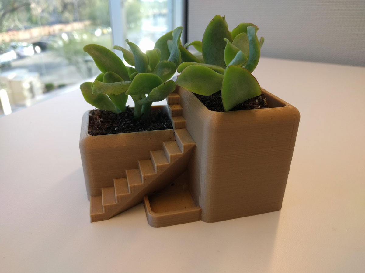 Villa Desk Plant Pot by Qrome | Download free STL model | Printables.com