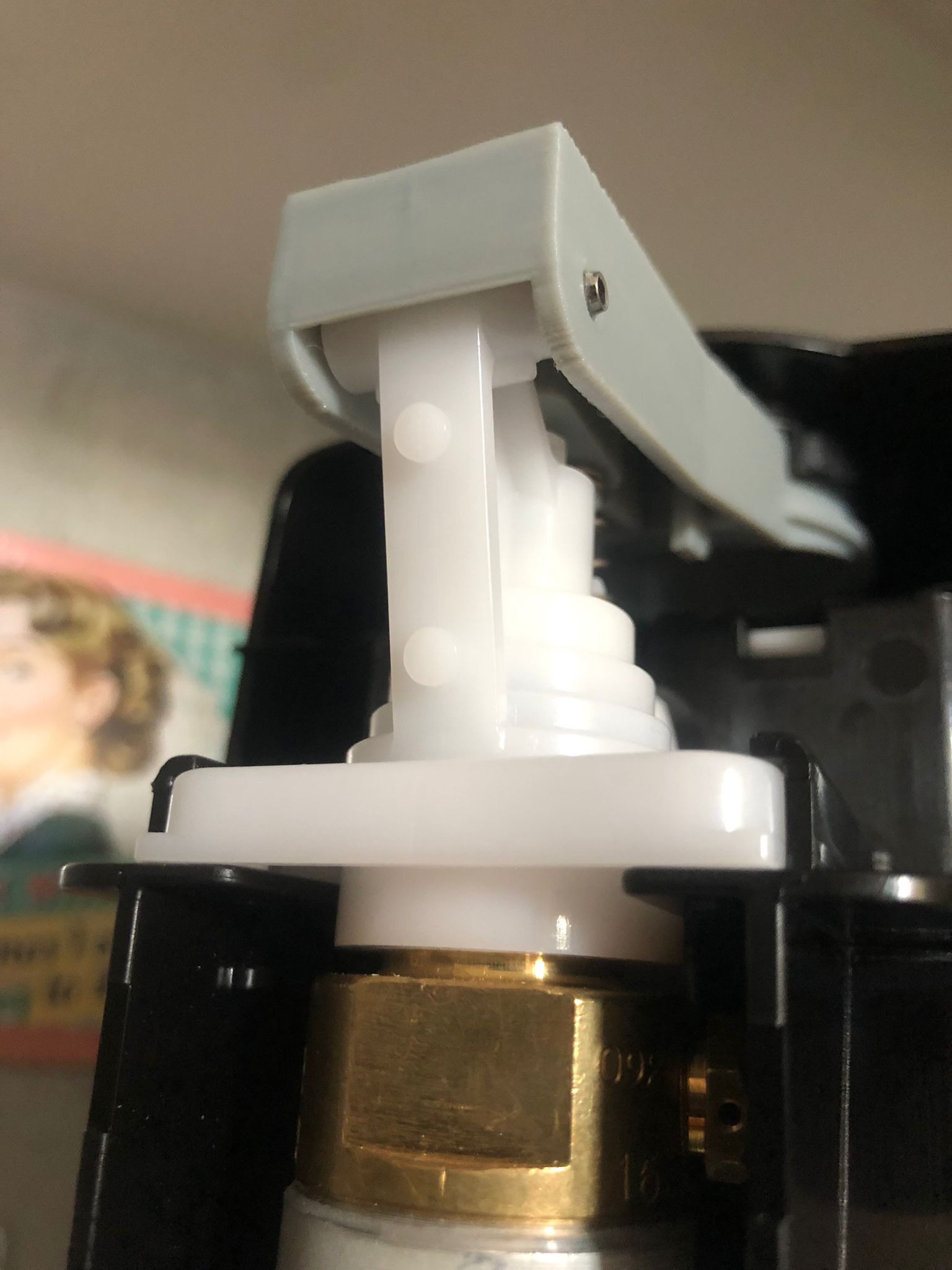 Sodastream pump release lever by mitfasos | Download free STL model ...