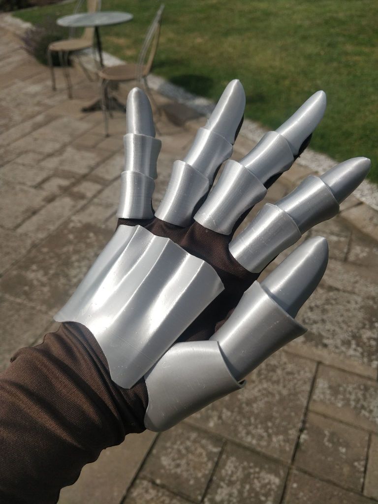 Cosplay Hand Armor v1 (Djeeta Granblue Fantasy) by Azumetrics ...