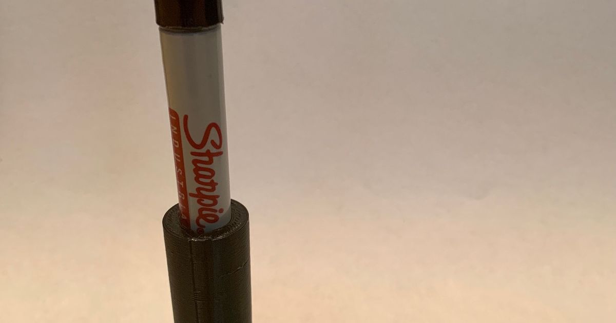 Simple Sharpie and Sticky Pad Stand by NegateTheThing | Download free ...