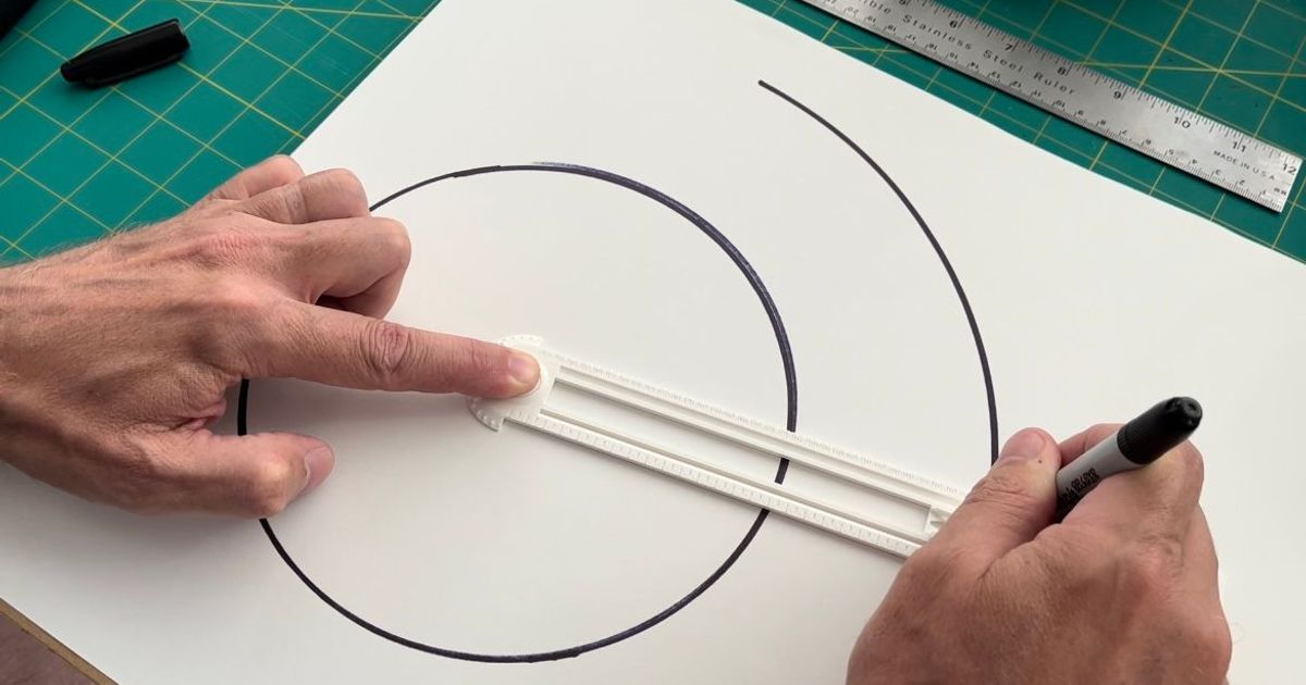Sharpie Compass [Large Circles] by Ozzy The Artist | Download free STL ...