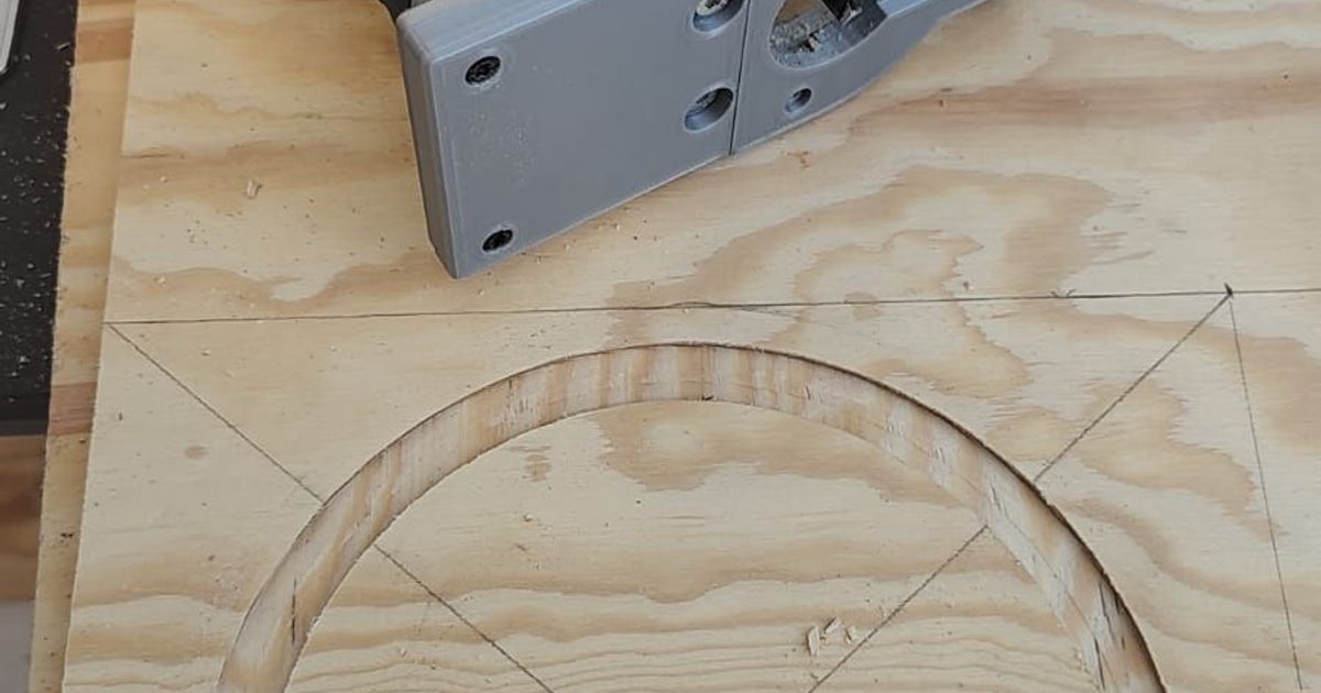 Circle router jig for Bosch GKF 12V-8 by mrjoda | Download free STL ...