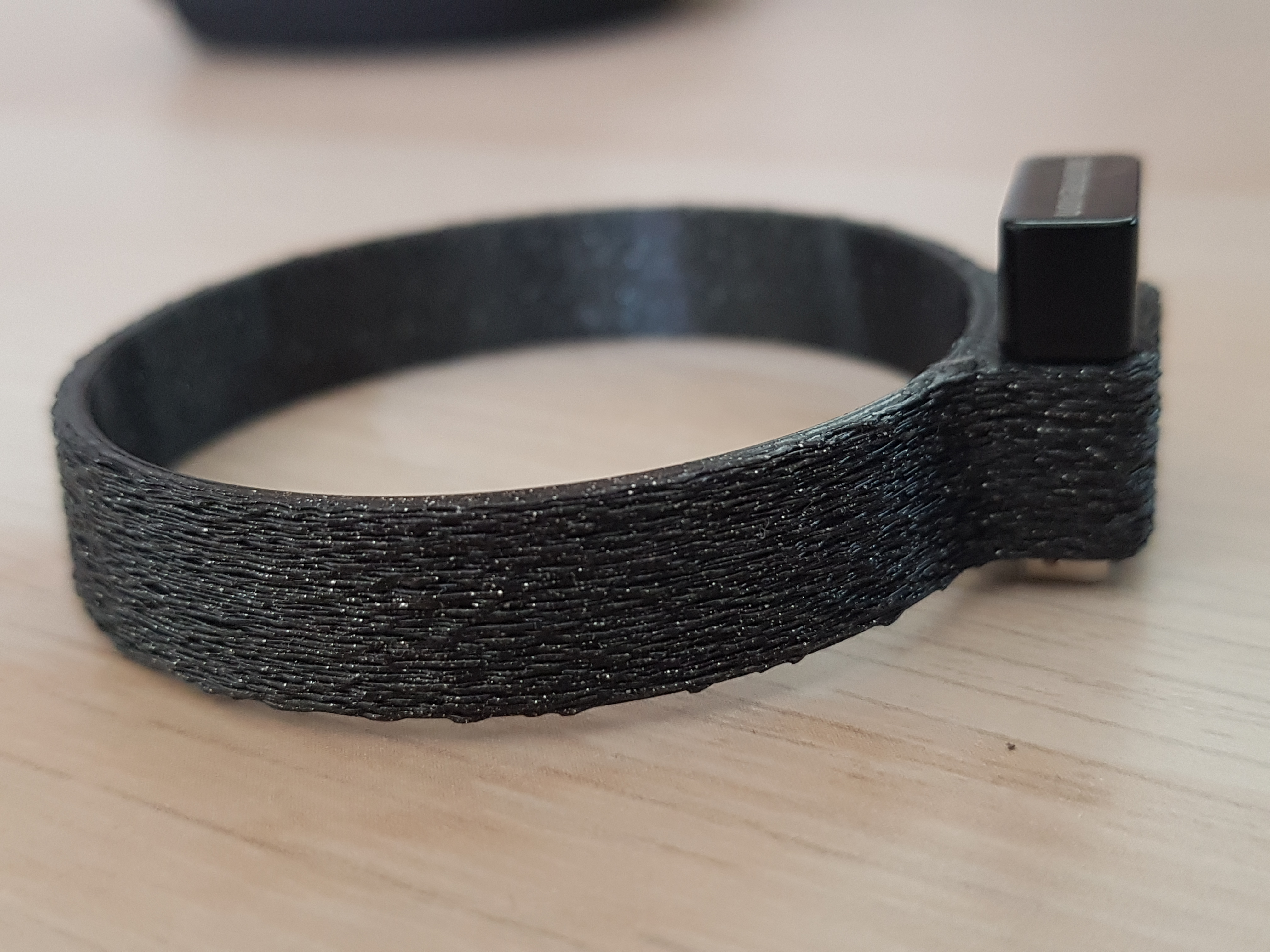 3Dconnexion SpaceMouse USB Dongle Holder Remix by jcjames_13009 ...