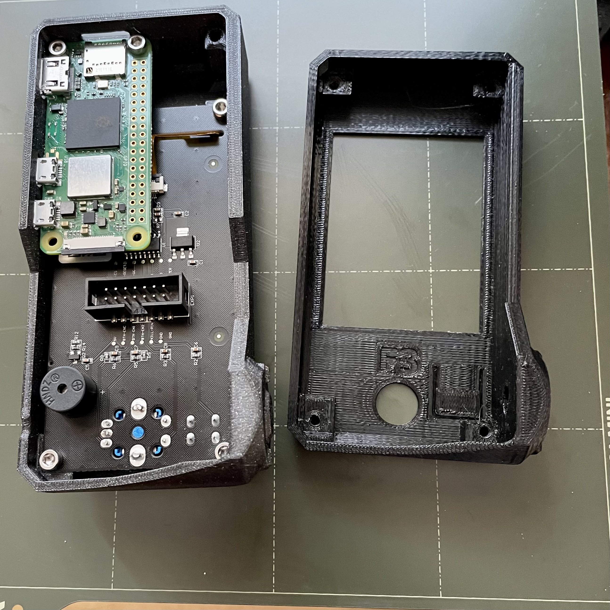 Raspberry Pi-revised Prusa MINI+ display box by G.design | Download ... Raspberry Pi-revised Prusa MINI+ display box by G.design | Download ...