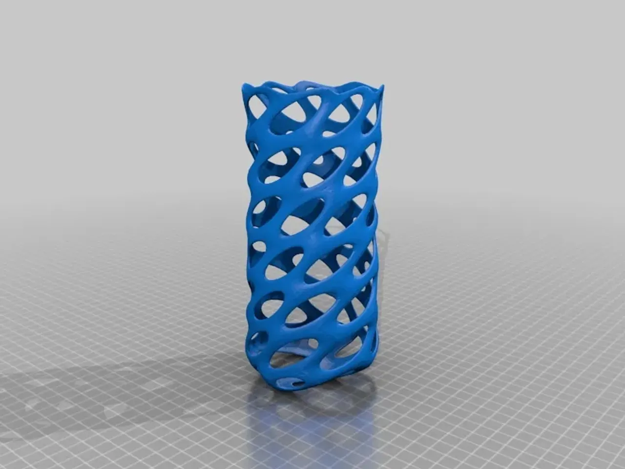 Voronoi Vase by roman_hegglin | Download free STL model | Printables.com
