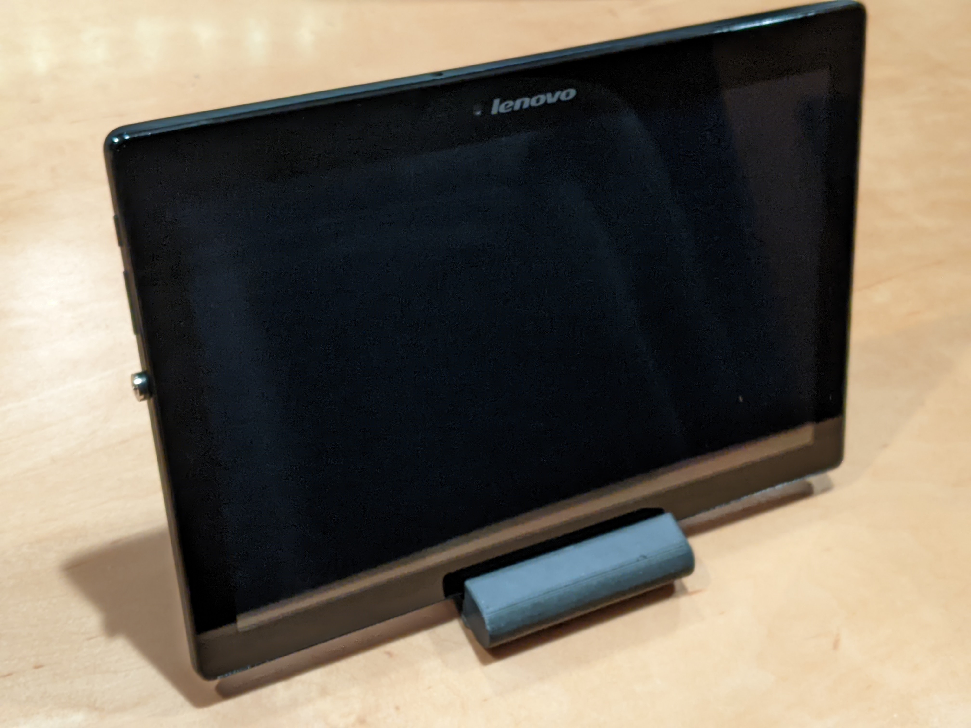 Low profile tablet stand by Billiam | Download free STL model ...