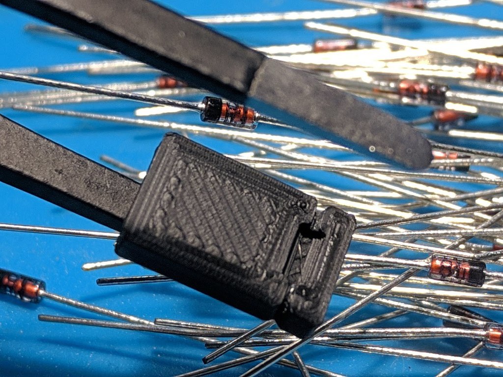 Diode lead bending jig (7mm) by MartasSan | Download free STL model ...