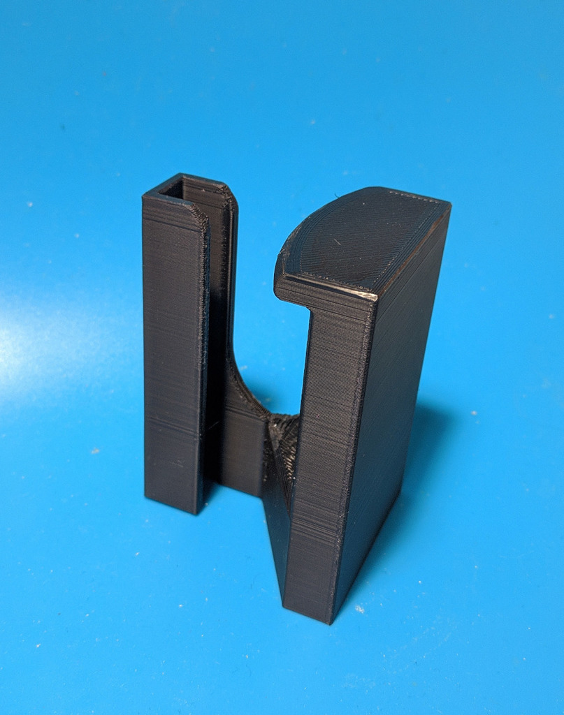 Headphones mount (Ikea TERTIAL) by MartasSan | Download free STL model ...