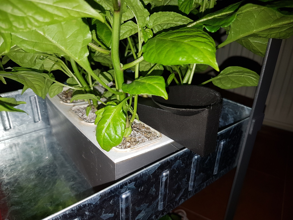 Easy Funnel for Hydroponic Garden by AntoDelG | Download free STL model ...