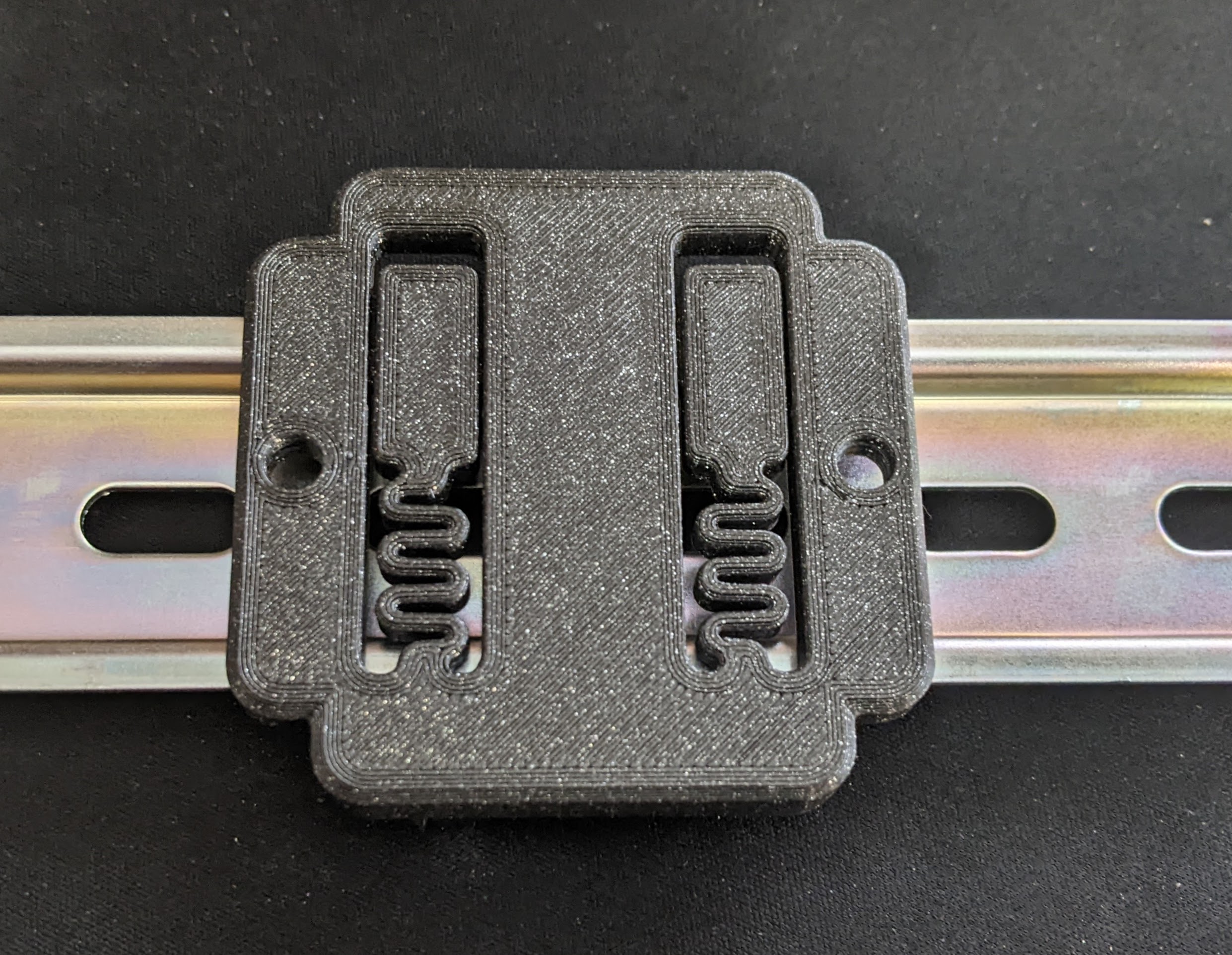Horizontal SSR DIN Rail Mount by Ant | Download free STL model ...