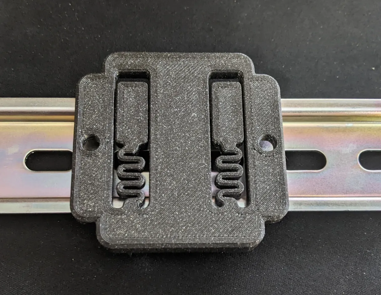 Horizontal SSR DIN Rail Mount by Ant | Download free STL model ...