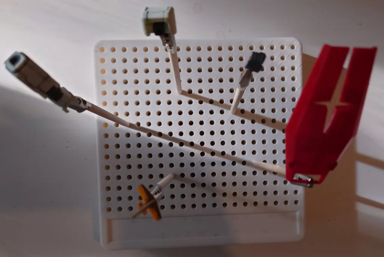 Stick clip painting/drying base by timoth5491 | Download free STL model ...