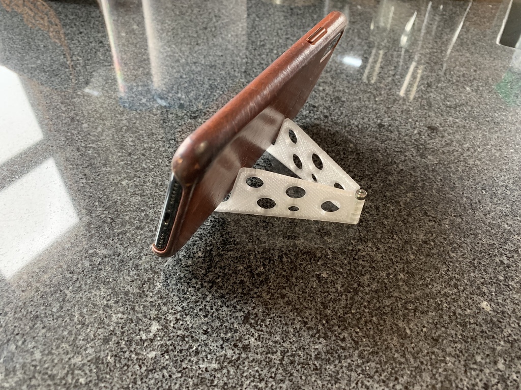 iPhone Smartphone Halter/Stand by 3D Crafts | Download free STL model ...