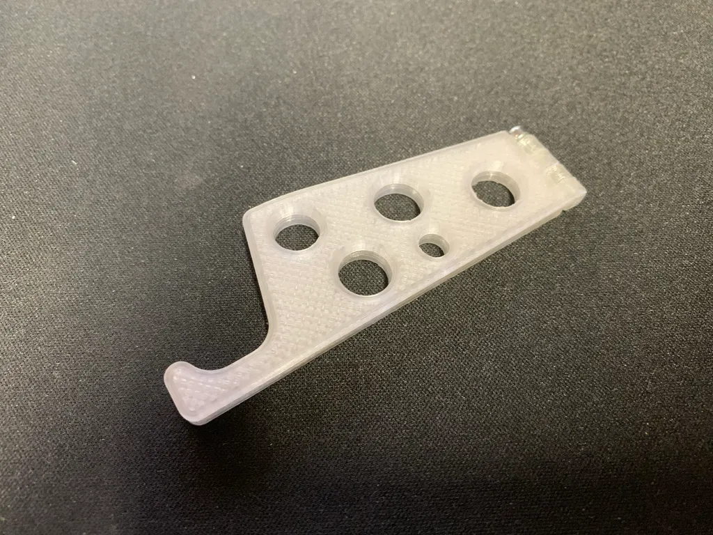 iPhone Smartphone Halter/Stand by 3D Crafts | Download free STL model ...