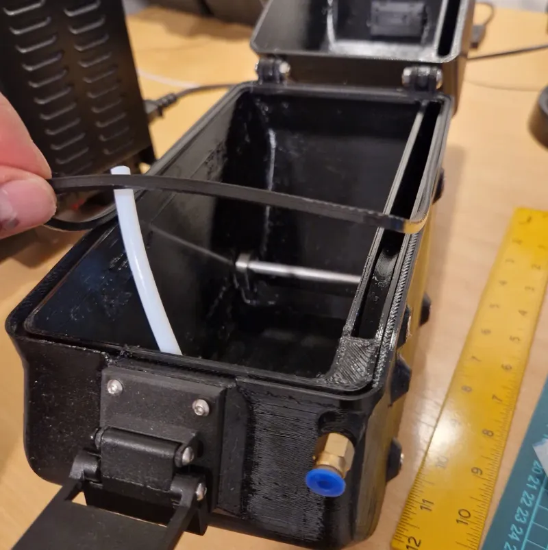 Filament Box with integrated filament buffer for MMU by Argo | Download ...
