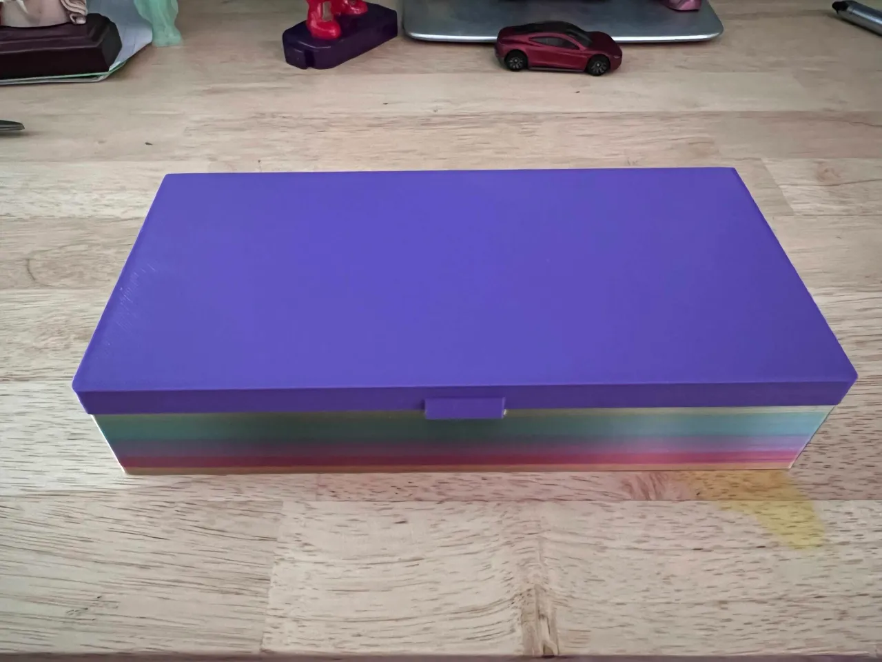 Box with magnetic hinge and latch by mohitmathew | Download free STL ...