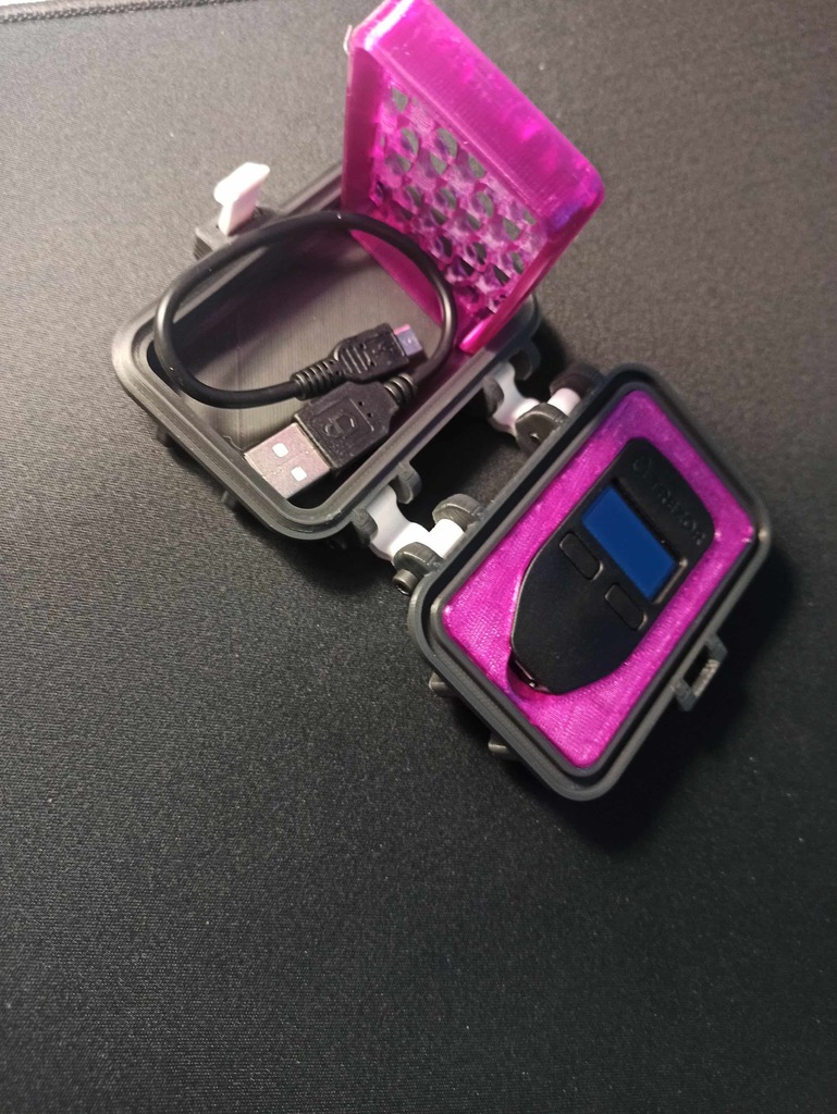 Trezor case par Yeet | Téléchargez gratuitement un modèle STL ...