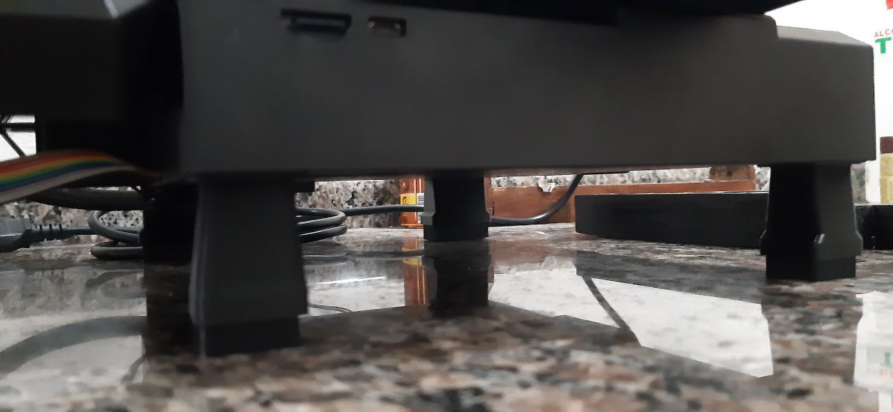 Ender 2 Pro 25mm Feet Riser by Mateus Abreu | Download free STL model ...