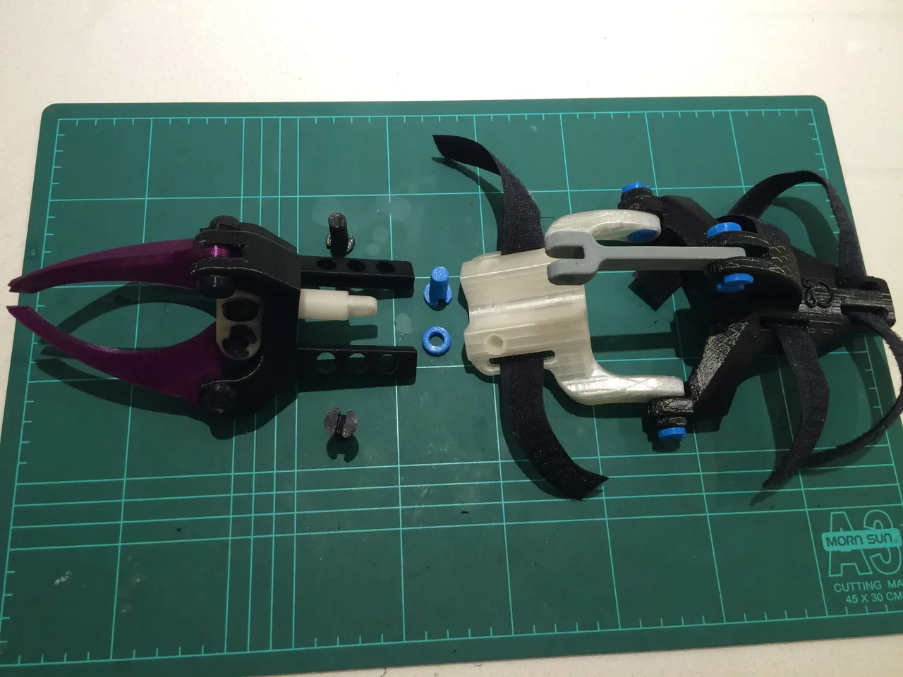 Black Ram Hand (Robotic/Prosthetic Hybrid) - Mark V by Black Ram ...