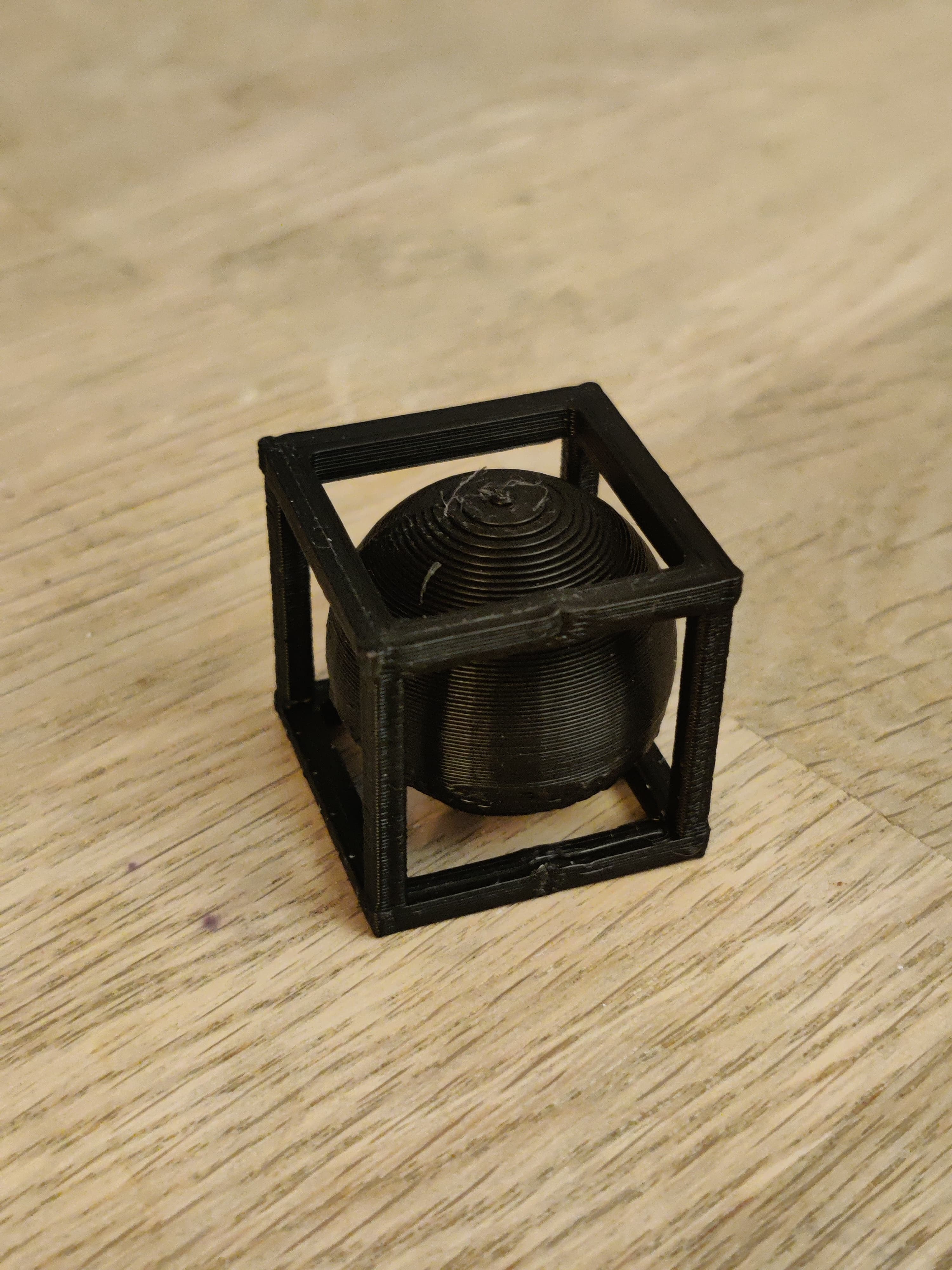 Box with ball by Tdibrian | Download free STL model | Printables.com