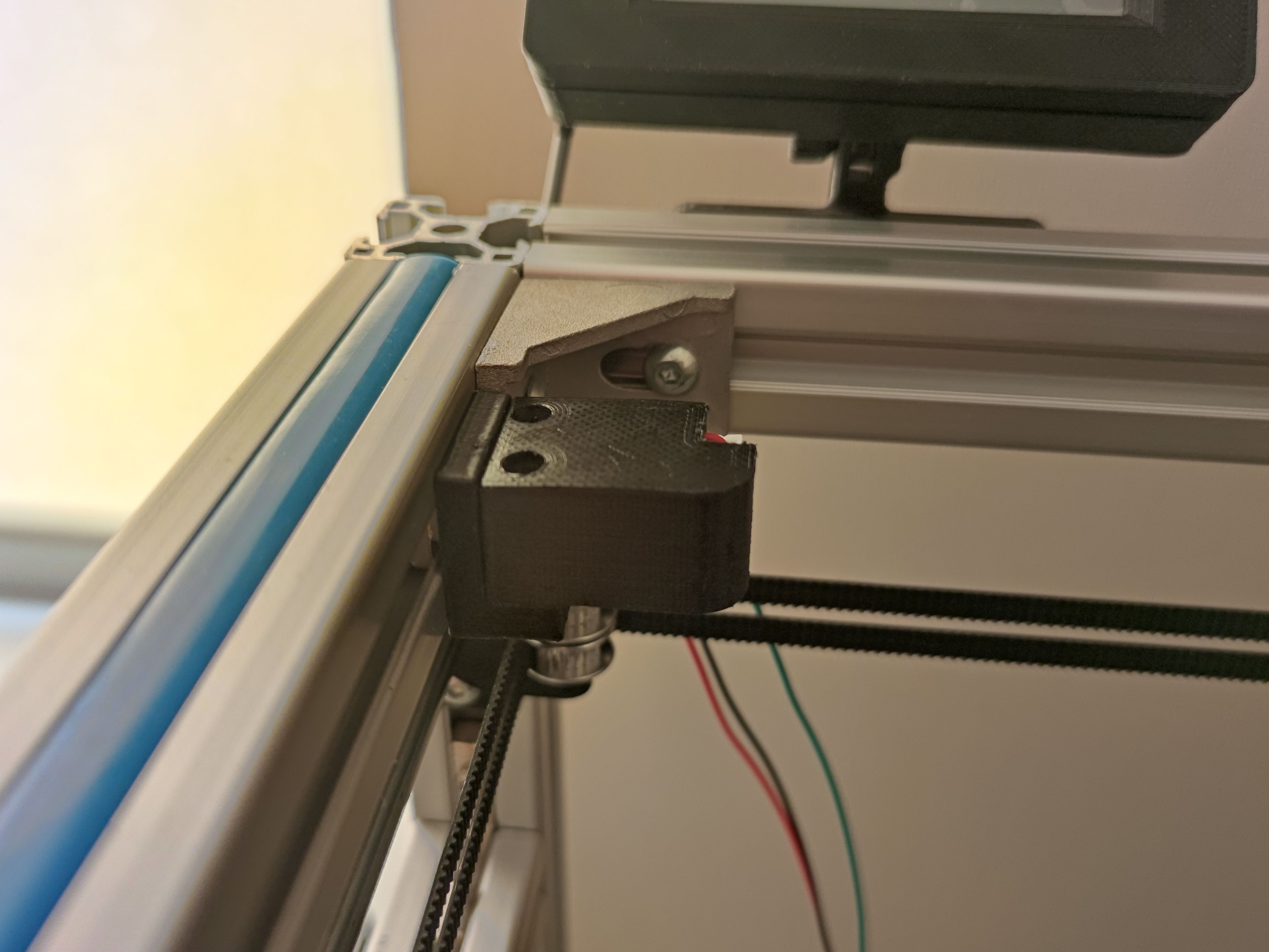 Y endstop mount for HyperCube Evolution by Illia Dudnyk | Download free ...