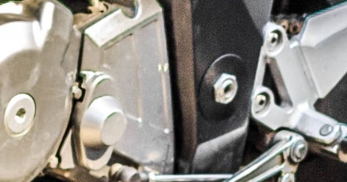 Suzuki SV650 frame caps by Fred.call | Download free STL model ...