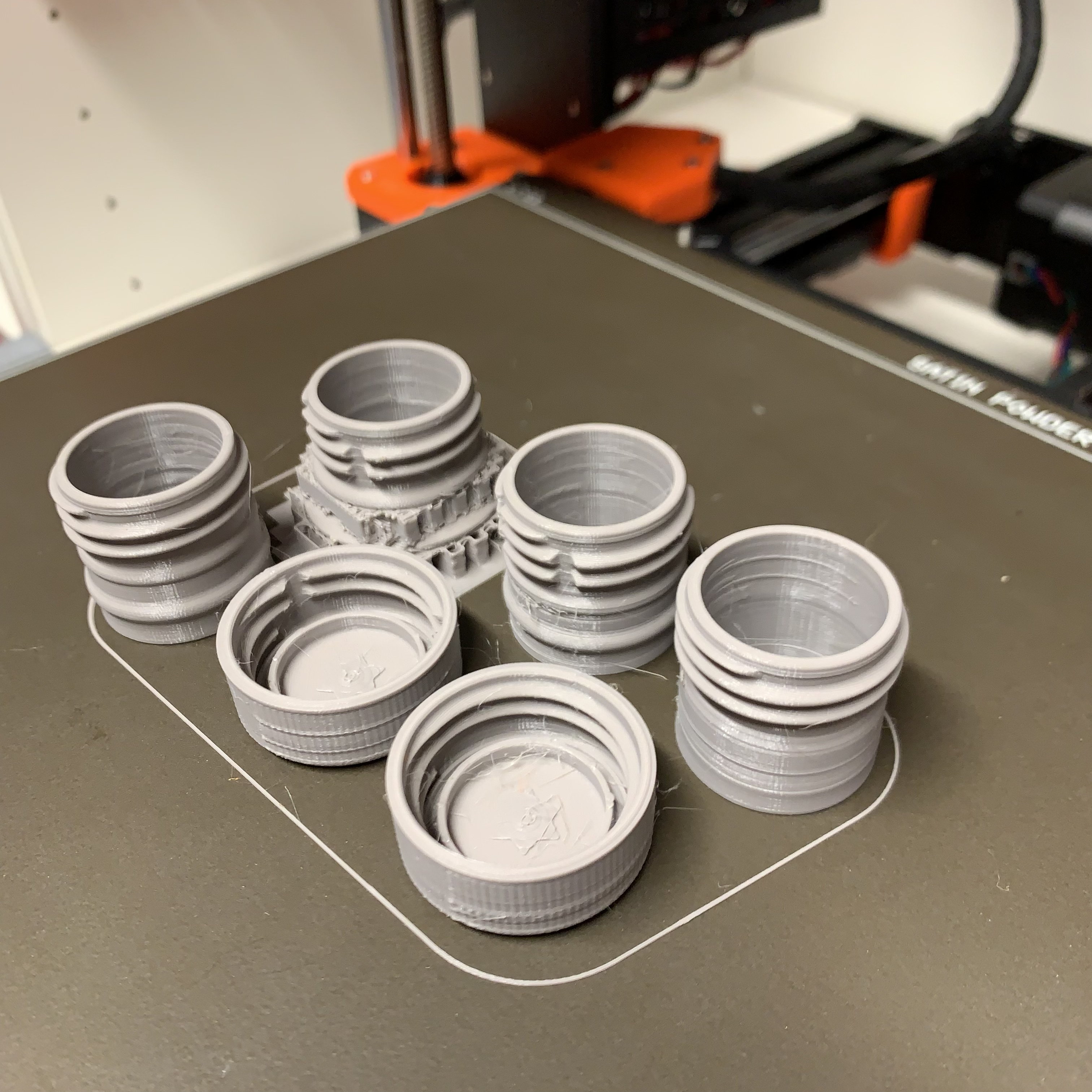 PET bottle PCO28 1810 thread standard models by steffanders | Download ...