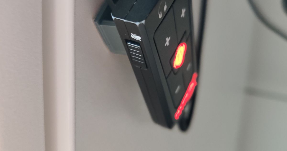 HyperX headphone control box mount by Crispy | Download free STL model ...