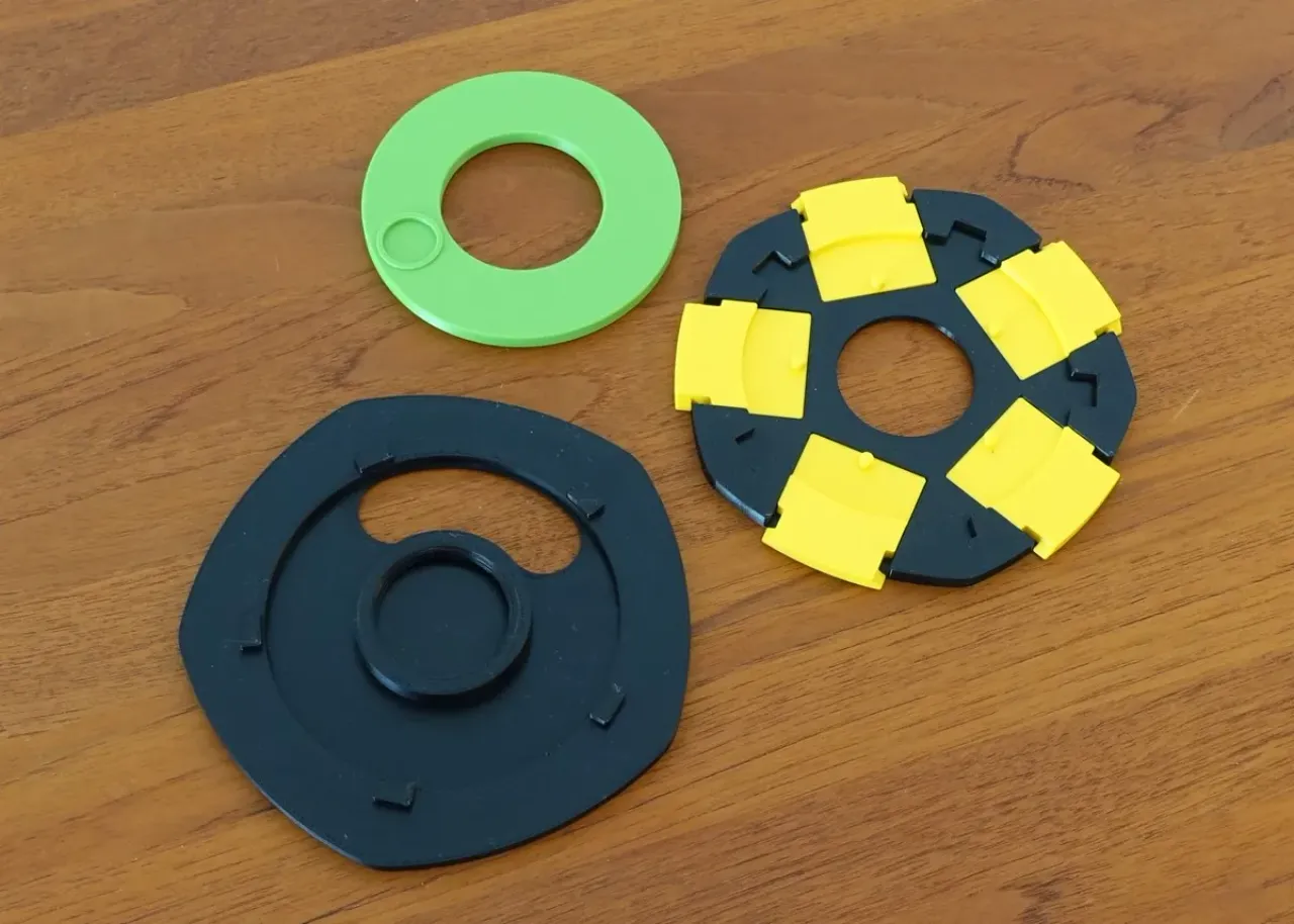 Pentagonal expanding lock mechanism box by NotSure | Download free STL ...