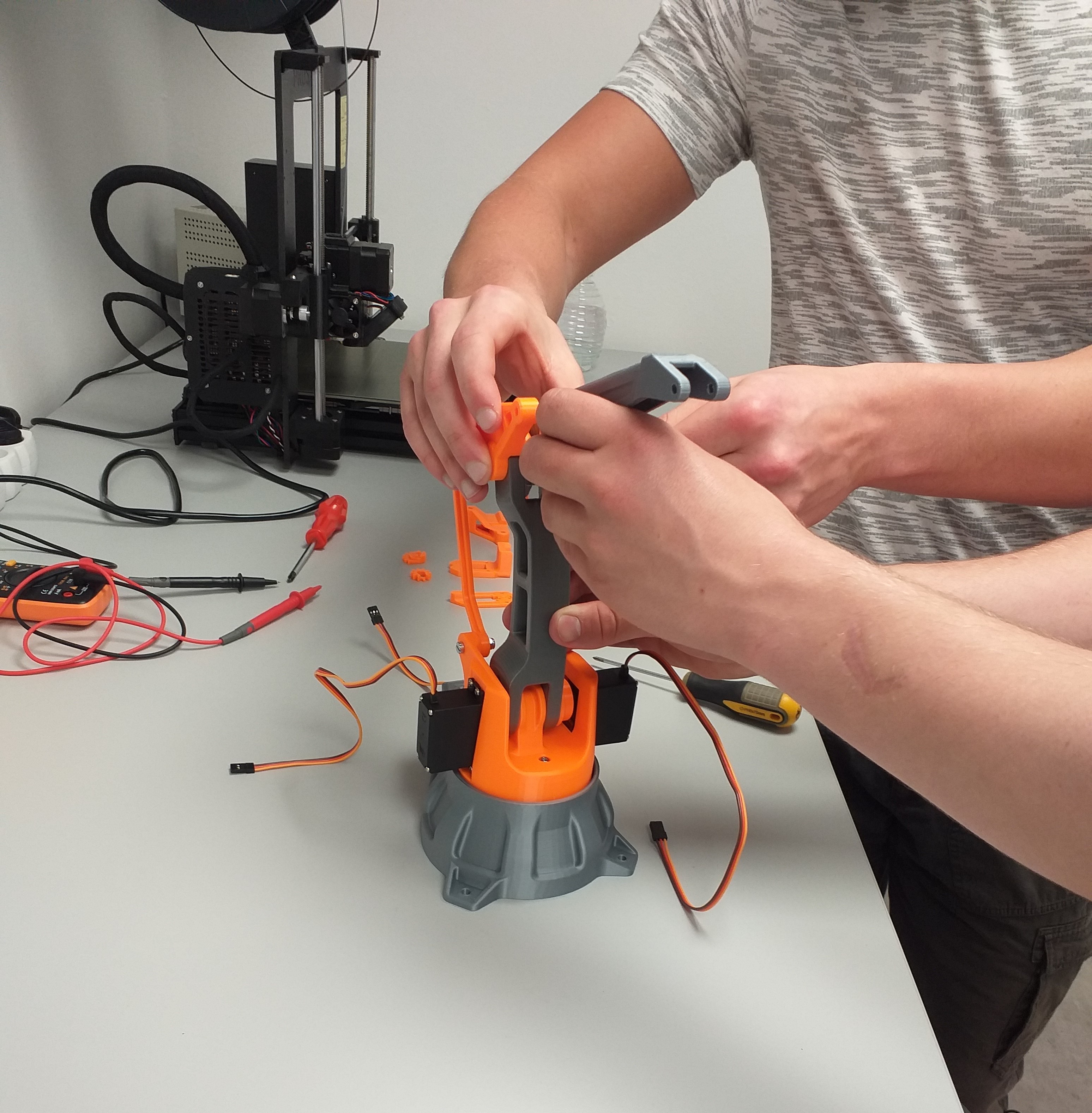 Robotic arm controlled by Arduino system by | Education | Printables.com