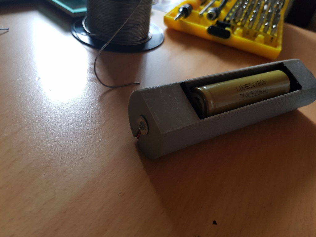 2xD-Cell Adapter to Single 18650 Adapter by krasm | Download free STL ...