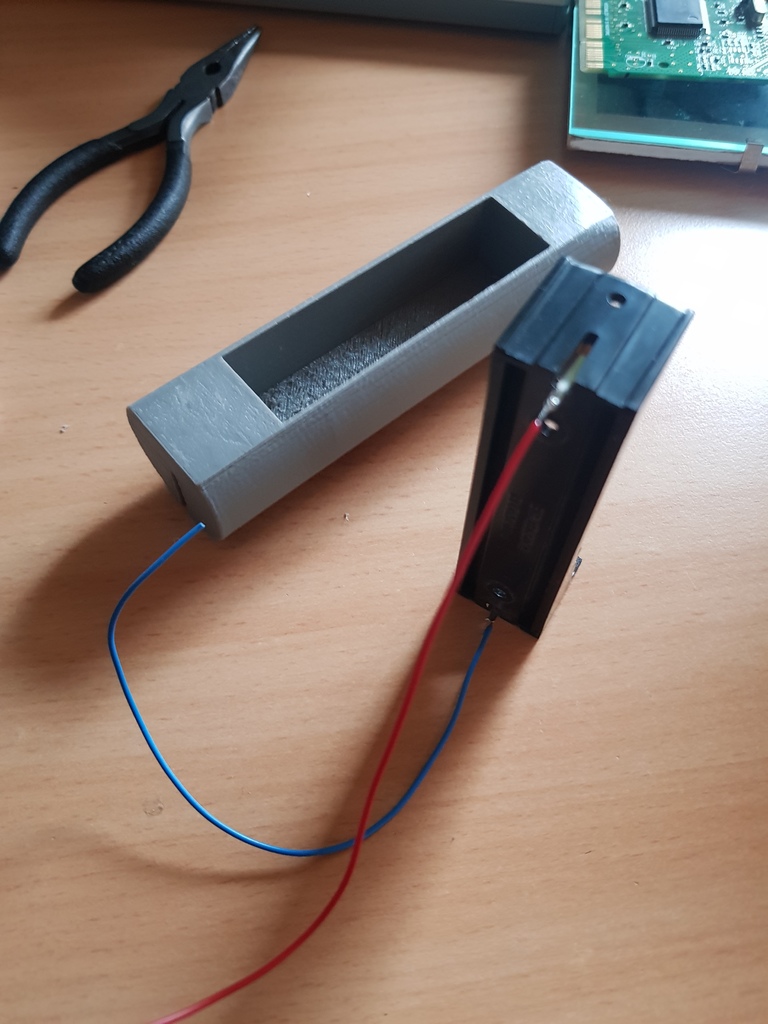 2xD-Cell Adapter to Single 18650 Adapter by krasm | Download free STL ...