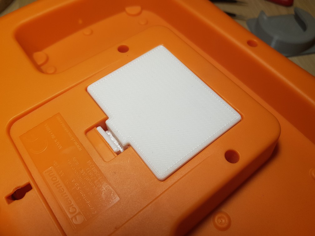 Battery cover for computer-toy by dziobu | Download free STL model ...