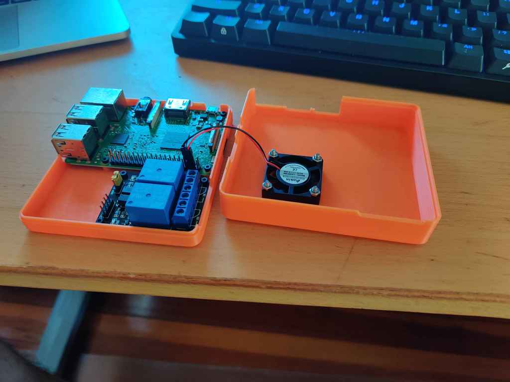 Case for Raspberry Pi 3 B & Sainsmart 2-Channel Relay Module by mephij | Download free STL model ...