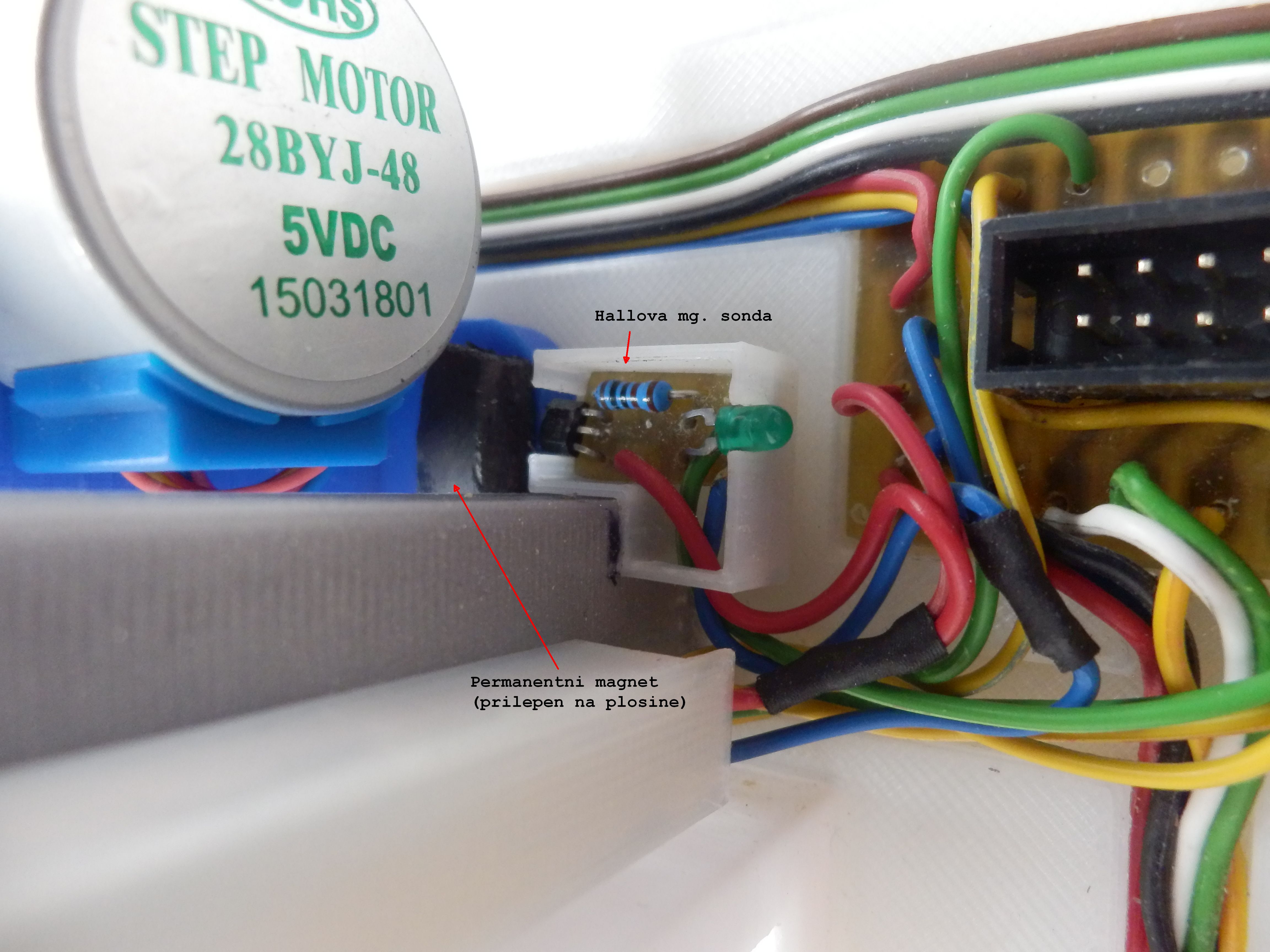 A working elevator model controlled by the Arduino system par MKREJ ...