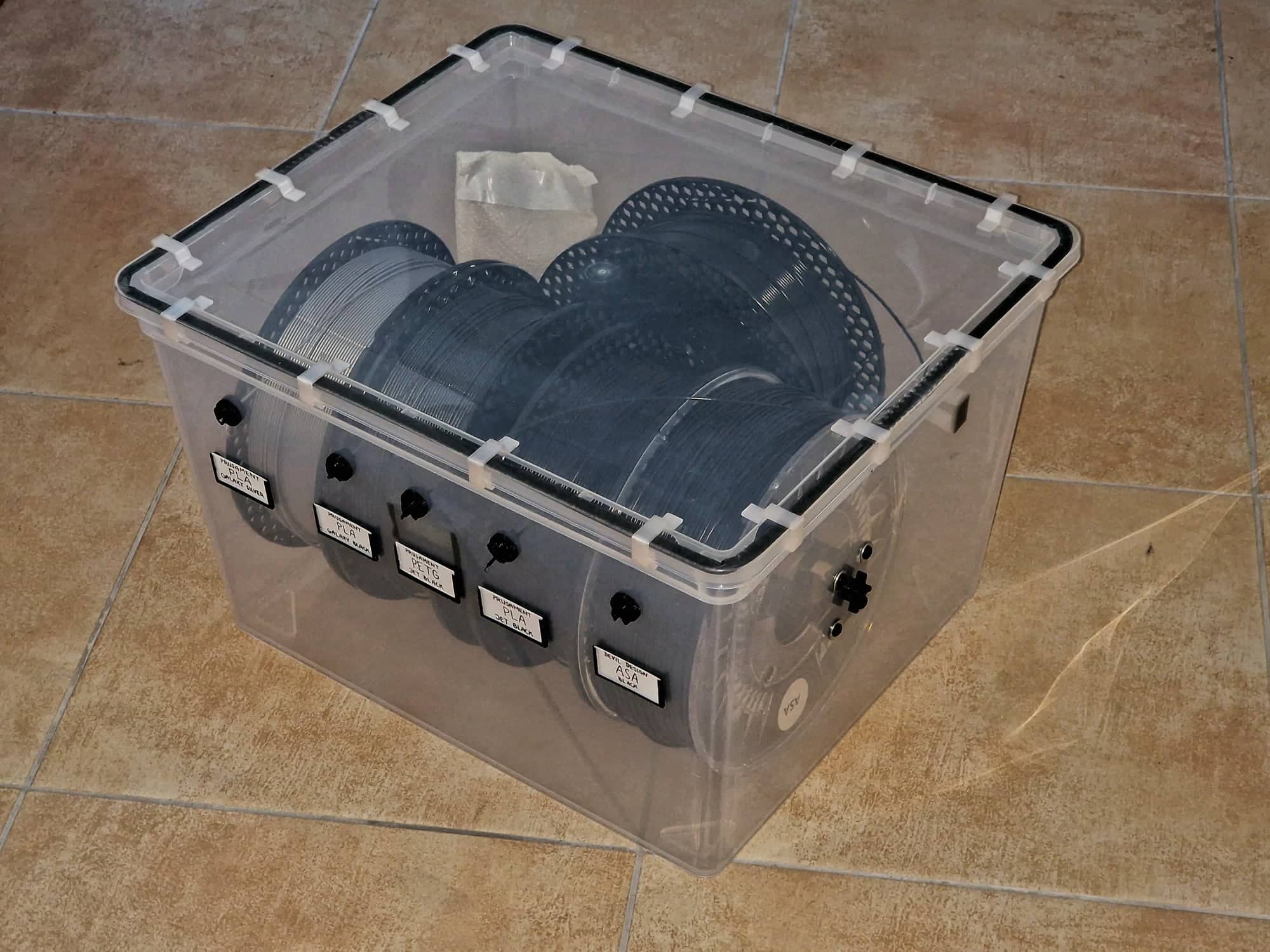 Kis C Box Cube 27l Cover Clamp By Vajo Download Free Stl Model