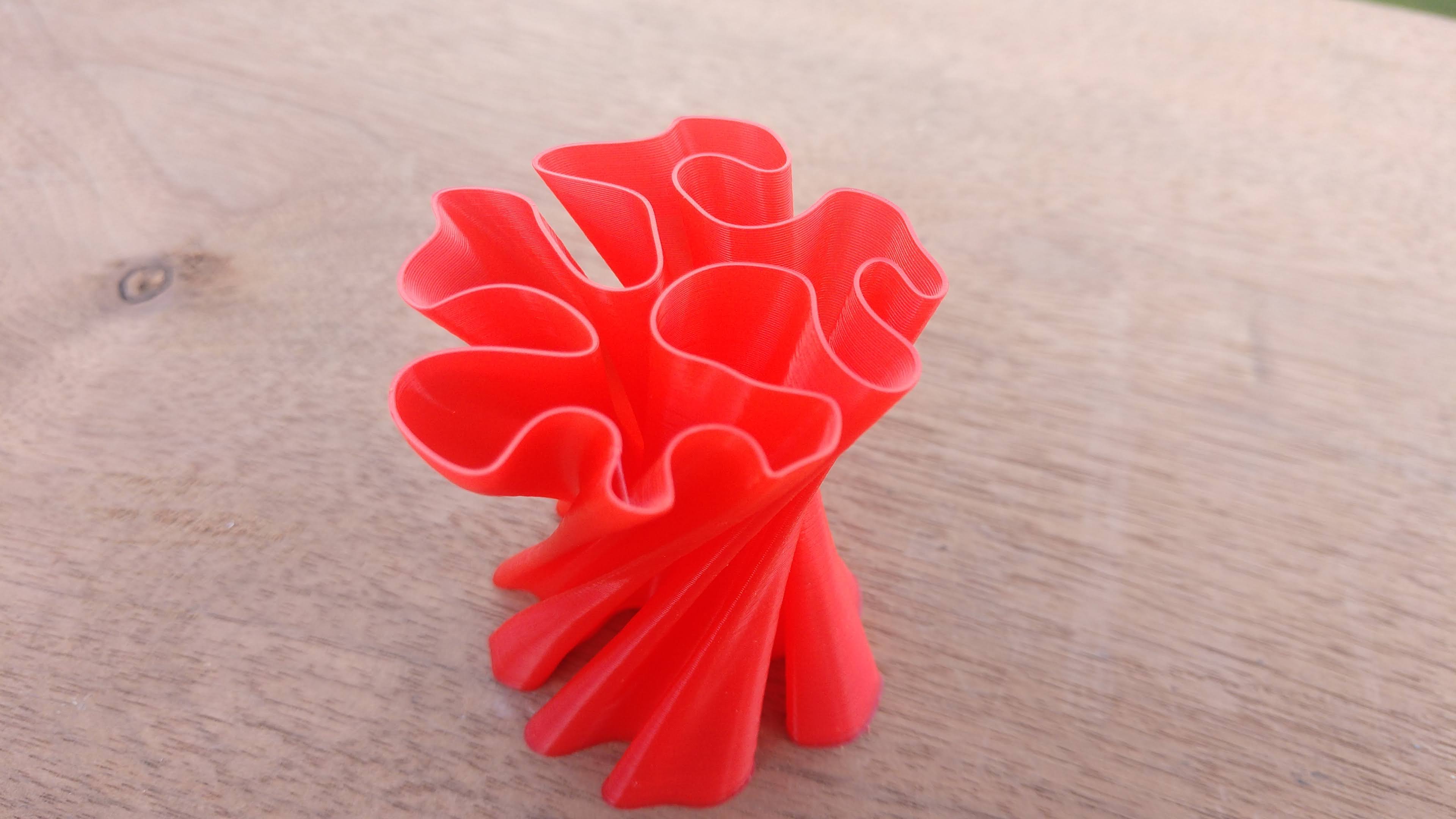 Spline Vase by Shreesh Khadka | Download free STL model | Printables.com
