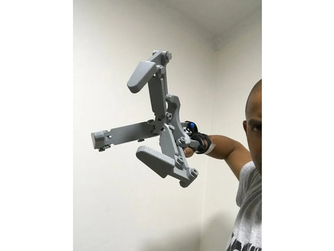 Black Ram Hand - MVII (Large Claw) by Black Ram Industries | Download ...