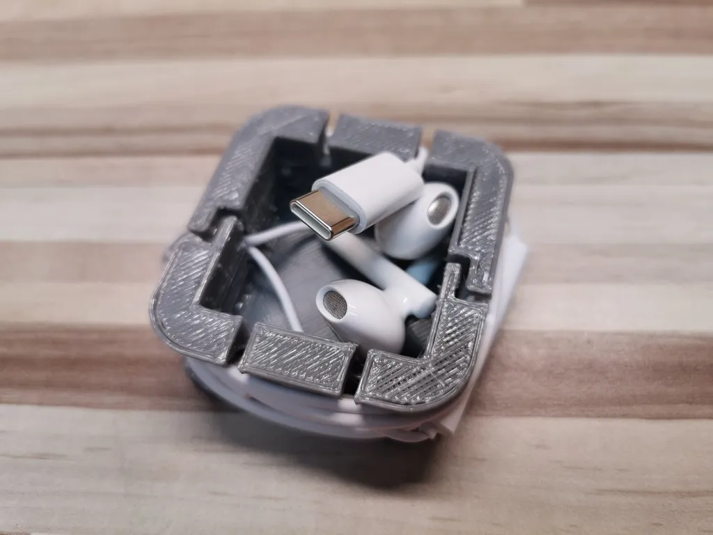 Headphones Case by SmileyFace28 | Download free STL model | Printables.com