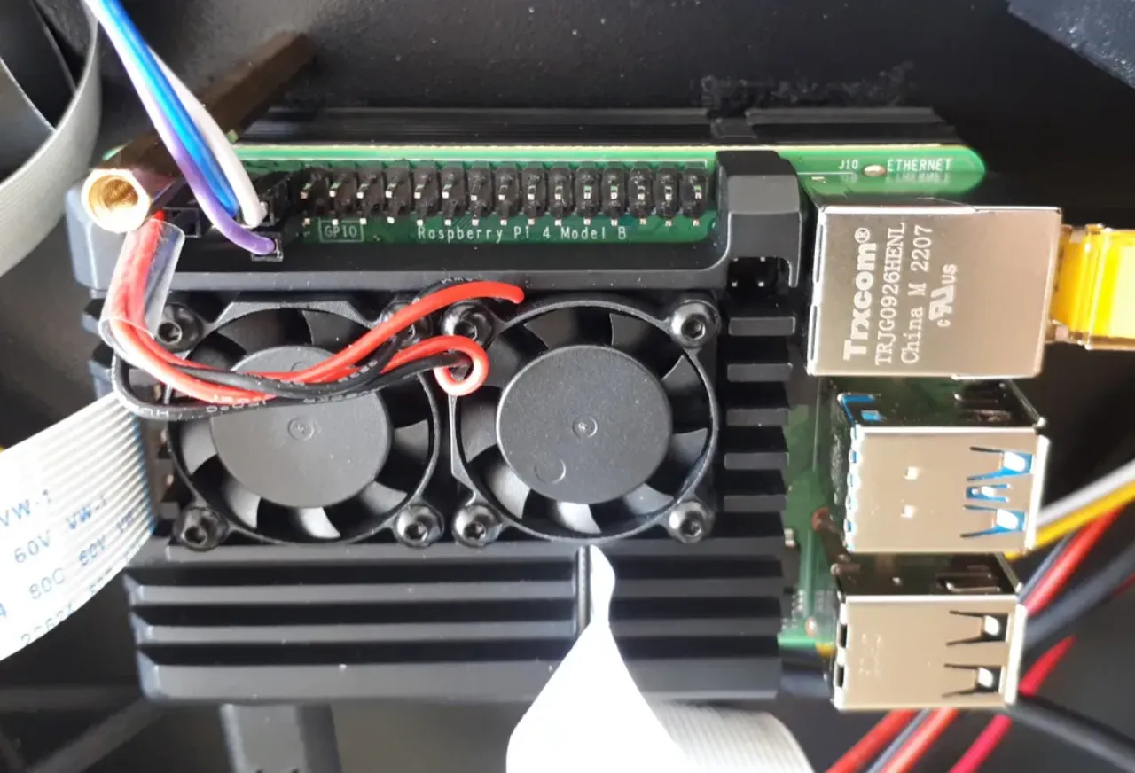 RaspberryPI Armor Velcro mount by ecsv | Download free STL model ...