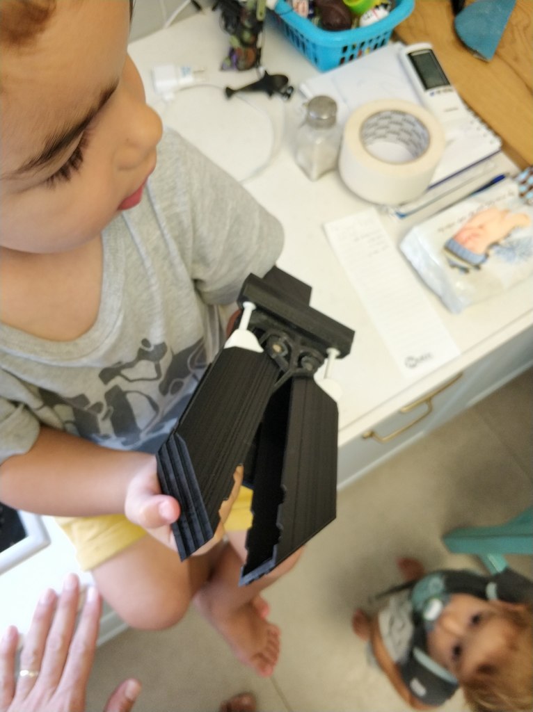 kids robotic hand by ofer k | Download free STL model | Printables.com