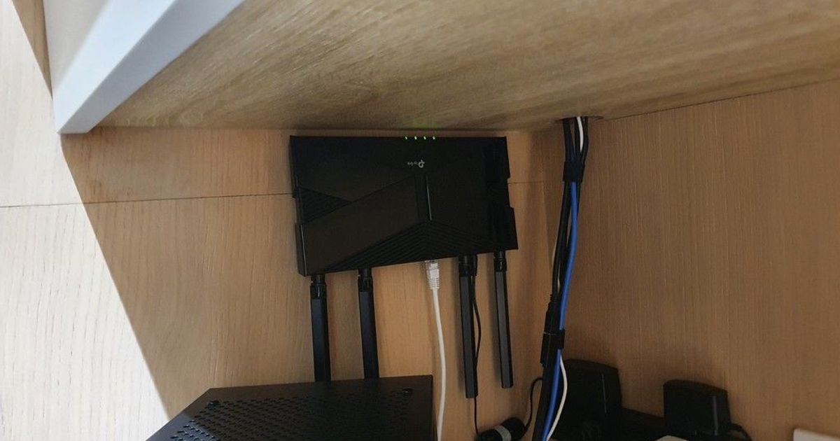 TP-Link Router Wall Mount by SeanChangX | Download free STL model ...