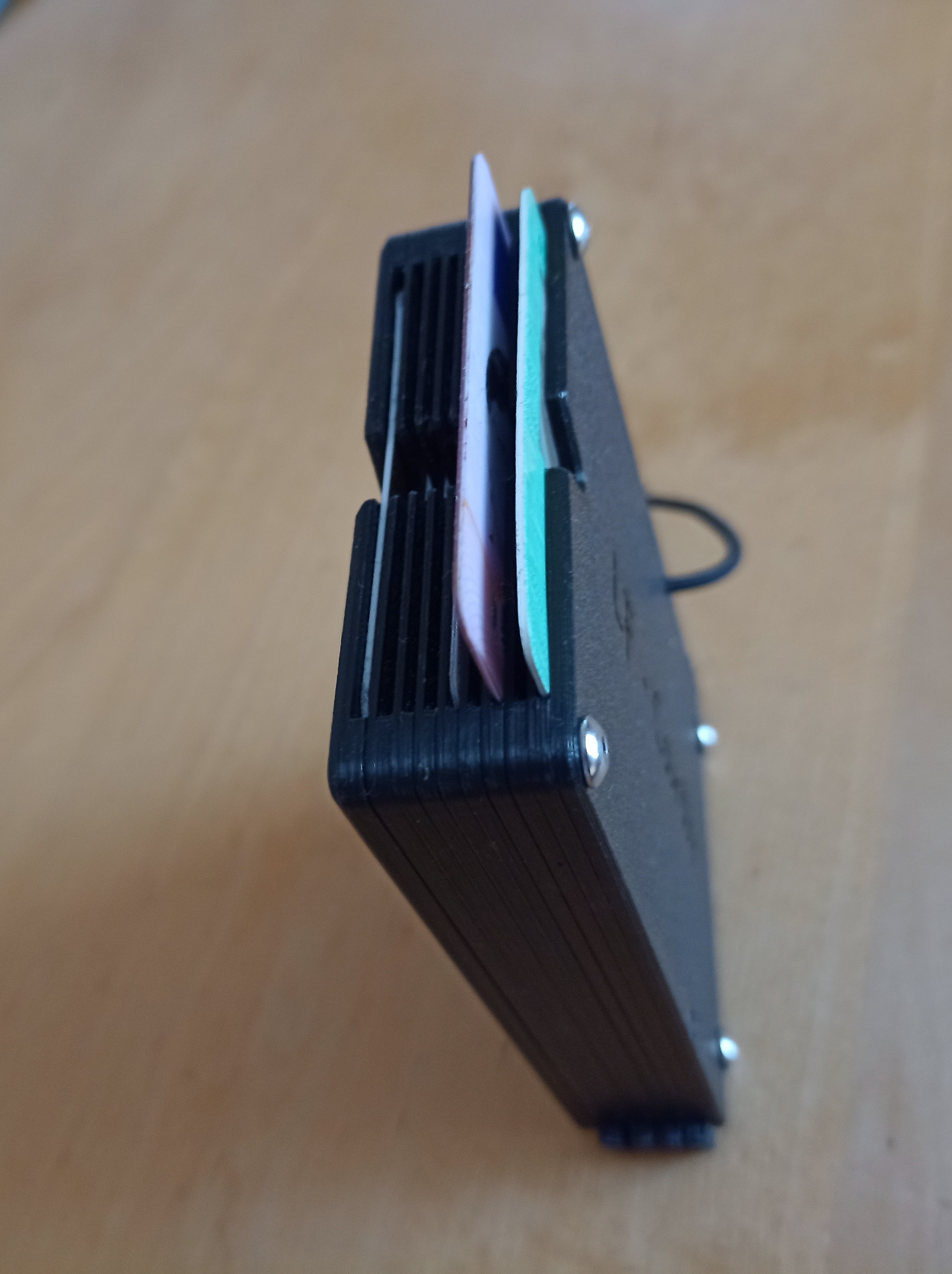 Card Wallet customizable with single actuation by Lafritz | Download ...