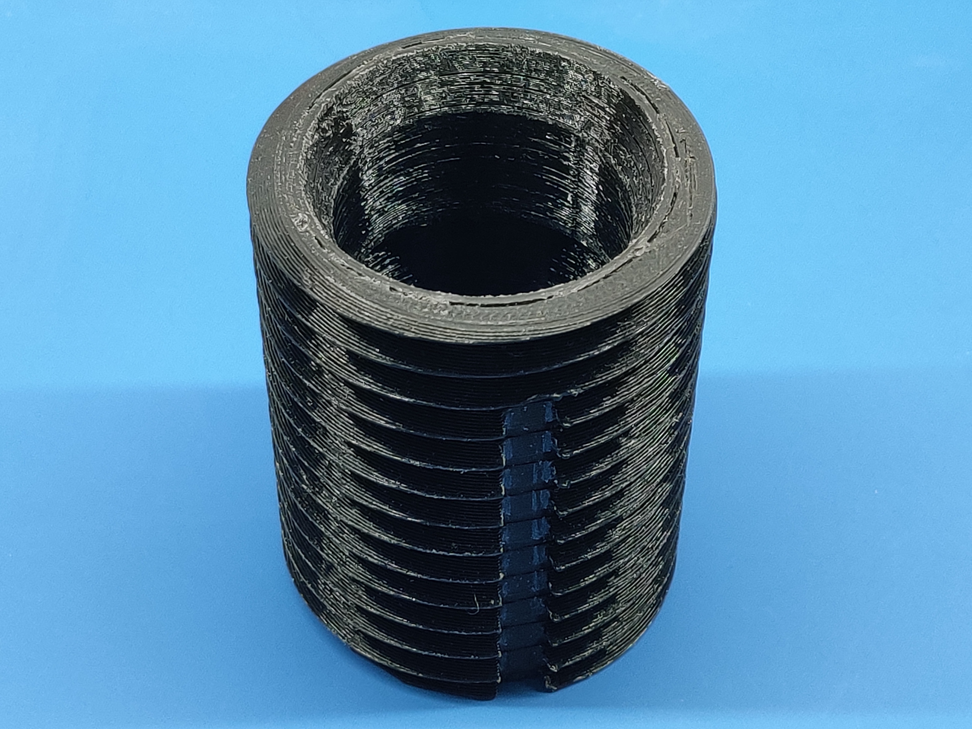Non-rotating helical focuser with collet for Hadley telescopes par ...